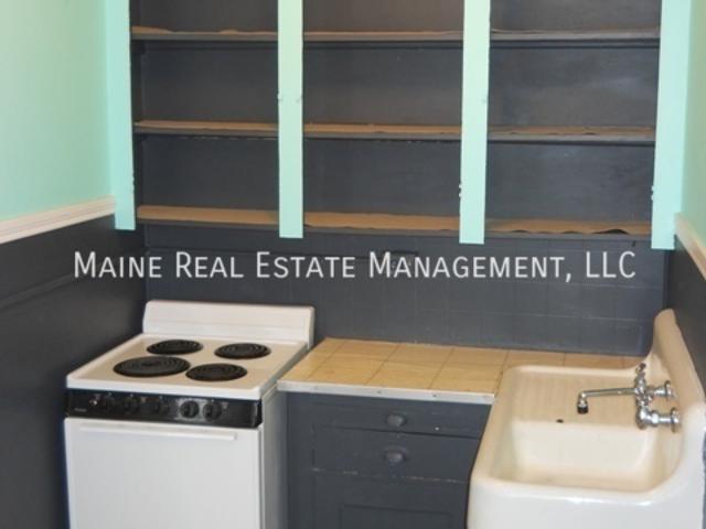 1 BR, 1 BA Apartment 591 Main St, Bangor, ME 04401