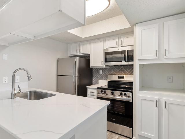 1 BR, 1 BA Apartment 5930 Arapaho Road Unit 237, Dallas, TX 75248