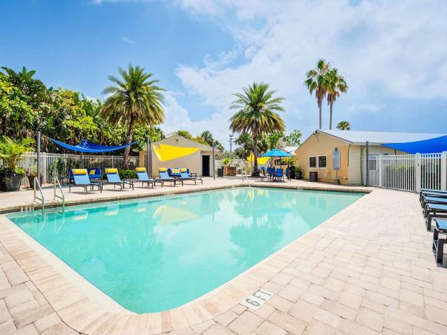1 BR, 1 BA Apartment 5970 35th St W Unit E 104, Bradenton, FL 34210