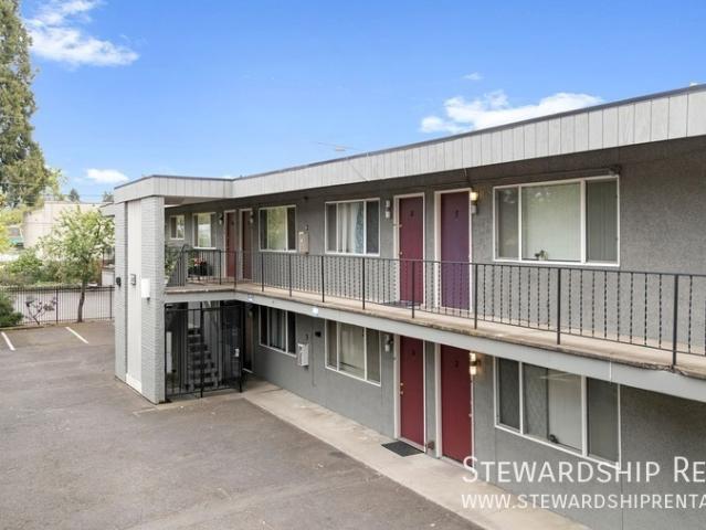 1 BR, 1 BA Apartment 500 Monroe Street, Eugene, OR 97402