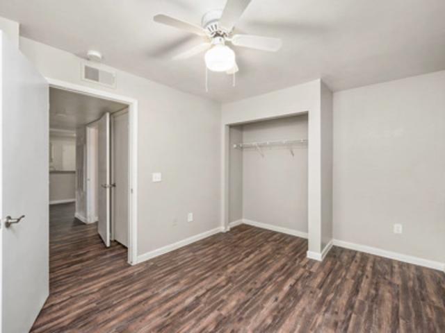 1 BR, 1 BA Apartment 5015 Pine St Unit 5 512, Beaumont, TX 77703