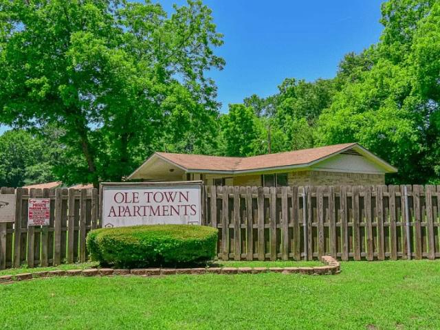 1 BR, 1 BA Apartment 501 Martin Luther King Street, Jefferson, TX 75657