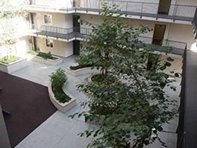 1 BR, 1 BA Apartment 505 South Bonnie Brae Street, Los Angeles, CA 90057