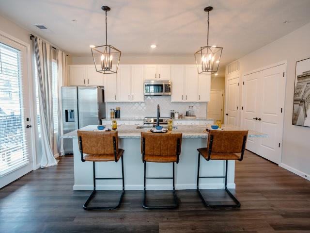 1 BR, 1 BA Apartment 5060 Warner Road Unit DL6 306, Westerville, OH 43081