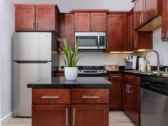1 BR, 1 BA Apartment 512 Adora Cir Unit 0824, Roseville, CA 95678