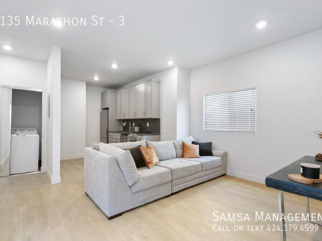 1 BR, 1 BA Apartment 5135 Marathon St, Los Angeles, CA 90038