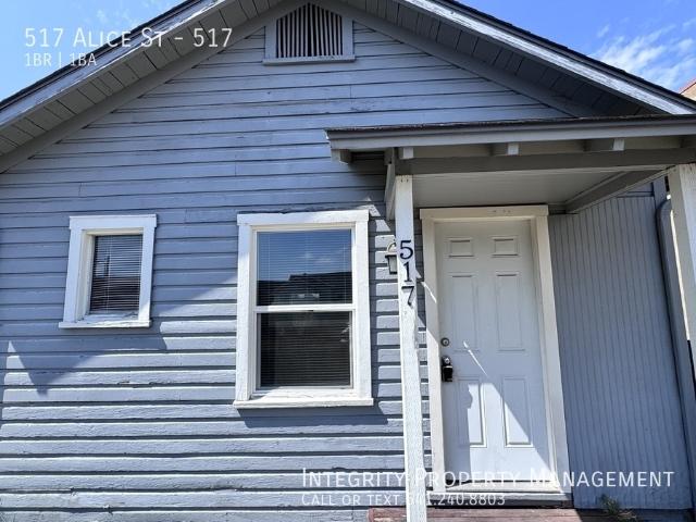 1 BR, 1 BA Apartment 517 Alice St, Medford, OR 97501