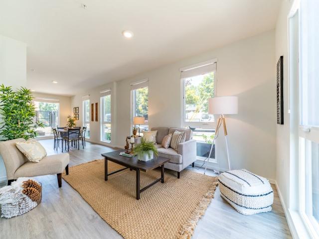 1 BR, 1 BA Apartment 5166 SE Division St Unit 200, Portland, OR 97206
