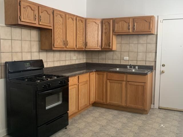 1 BR, 1 BA Apartment 5172 S King Dr, Chicago, IL 60615