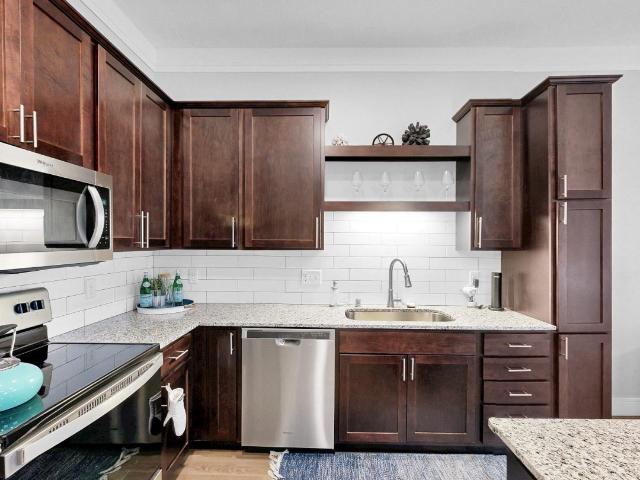 1 BR, 1 BA Apartment 5181 161st St W Unit 310, Lakeville, MN 55044