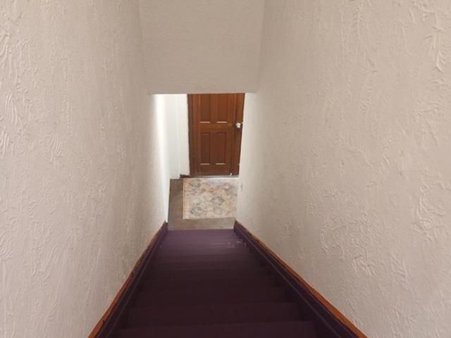 1 BR, 1 BA Apartment 518 W Lexington Dr, Unit B, Glendale, CA 91203