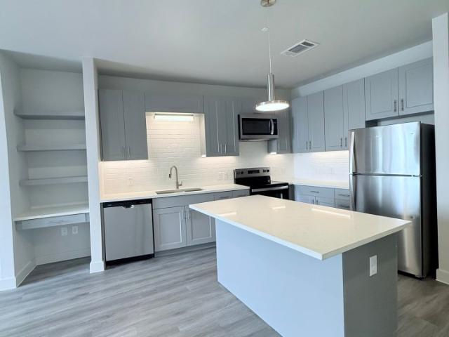 1 BR, 1 BA Apartment 521 Samuels Ave Unit 1 406, Fort Worth, TX 76102