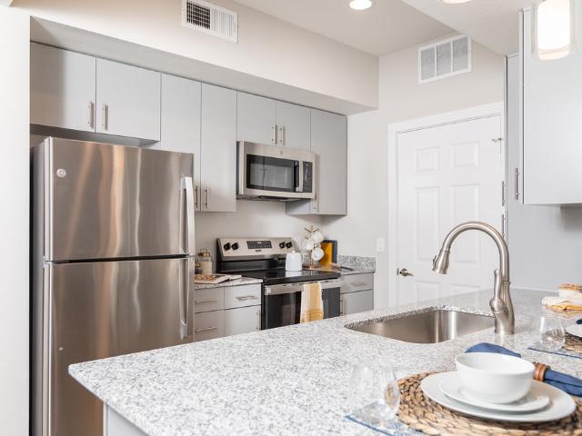 1 BR, 1 BA Apartment 5222 Shadydell Dr Unit 5209, Fort Worth, TX 76135