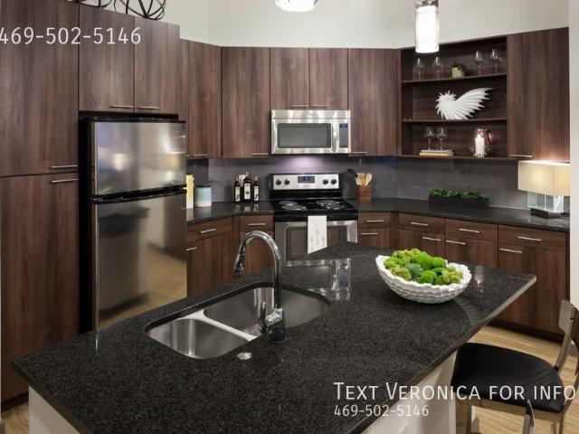 1 BR, 1 BA Apartment 5225 Verde Valley Ln Dallas, TX 75254