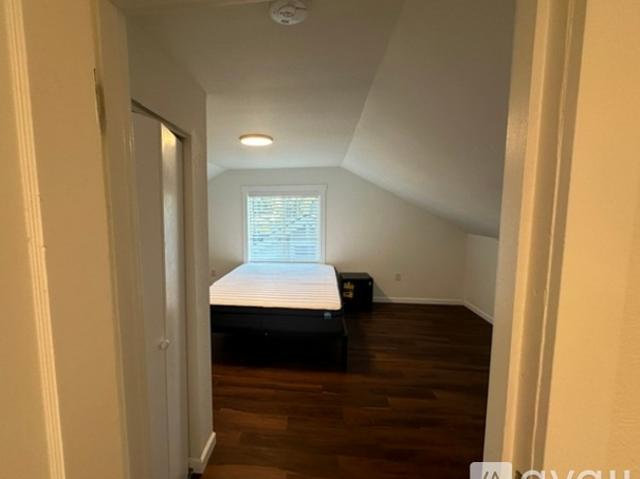 1 BR, 1 BA Apartment 5228 South State Street, Unit 4, Tacoma, WA 98409