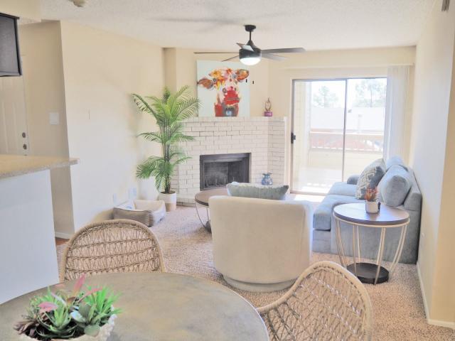 1 BR, 1 BA Apartment 5234 Villa del Mar Ave Unit 306, Arlington, TX 76017