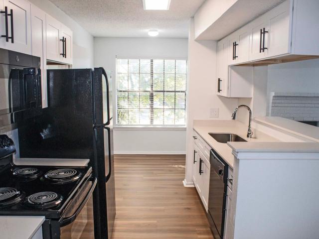 1 BR, 1 BA Apartment 5234 Villa del Mar Ave Unit 311, Arlington, TX 76017