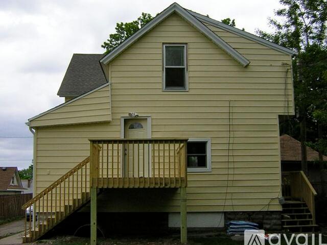 1 BR, 1 BA Apartment 527 Hall Ave, Unit 3, St Paul, MN 55107