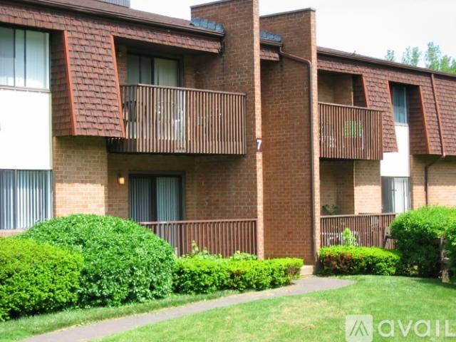 1 BR, 1 BA Apartment 525 Crown Street, Unit 131, Meriden, CT 06450