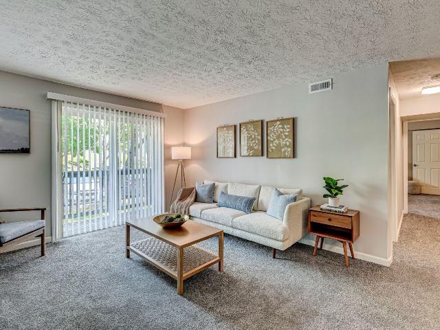 1 BR, 1 BA Apartment 5293 East Knoll Court Unit 0011, Cincinnati, OH 45239