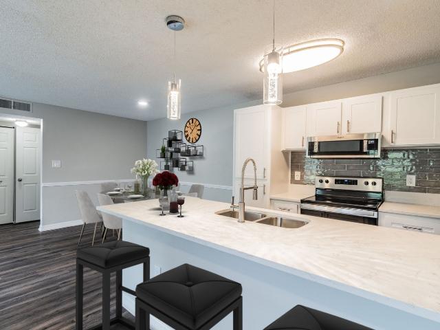 1 BR, 1 BA Apartment 529 South Parsons Avenue Unit 110, Brandon, FL 33511