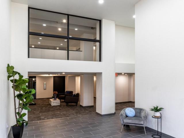 1 BR, 1 BA Apartment 5300 South Priest Drive Unit 213, Tempe, AZ 85283