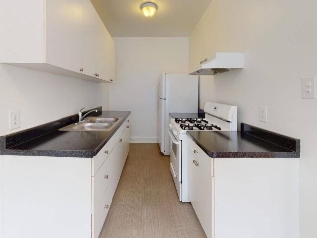 1 BR, 1 BA Apartment 5301 5309 South Ellis Avenue Unit 5307 2E, Chicago, IL 60615