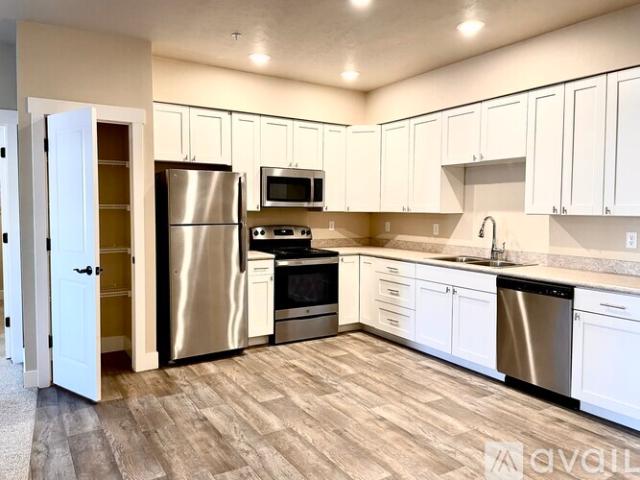 1 BR, 1 BA Apartment 5301 Elyn Lp, Unit 205, Missoula, MT 59808