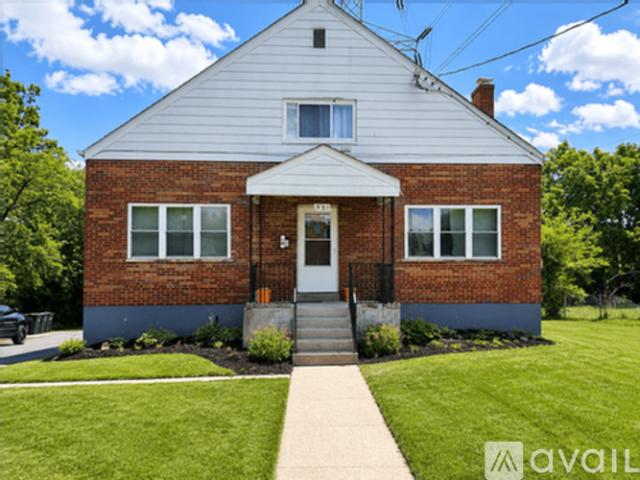 1 BR, 1 BA Apartment 531 Davis St, Unit 4, Cincinnati, OH 45215