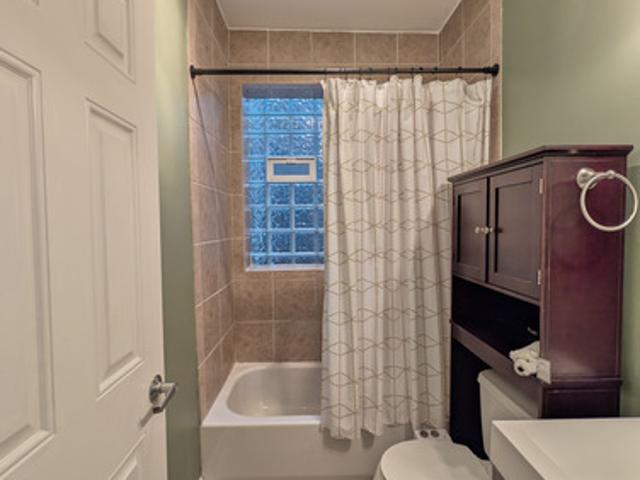 1 BR, 1 BA Apartment 532 West Belmont Avenue, Unit 534 1/2 3S, Chicago, IL 60657
