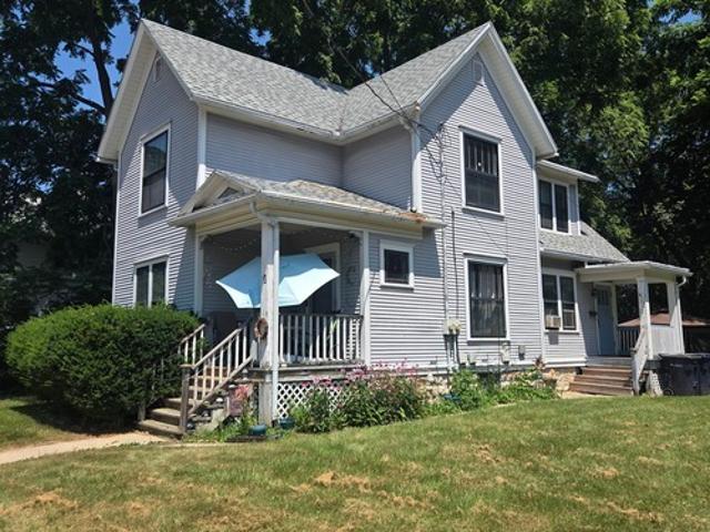 1 BR, 1 BA Apartment 532 Eisenhower Ave, Unit Upper, Janesville, WI 53545