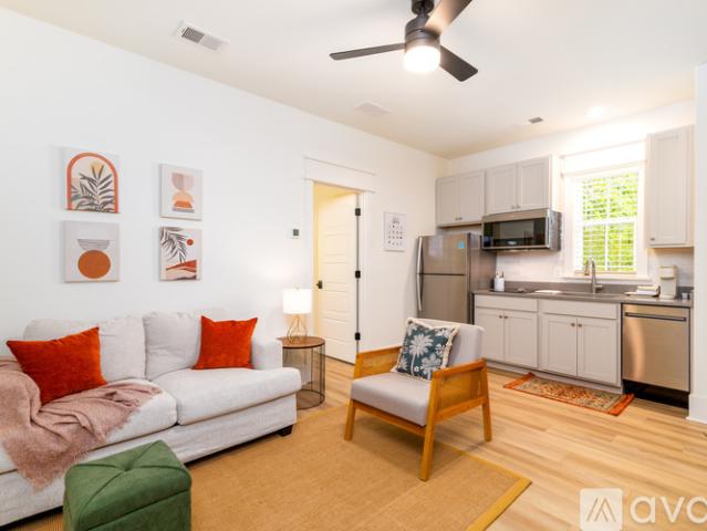 1 BR, 1 BA Apartment 532 Fleming Rd, Unit Upstairs Apartment, Charleston, SC 29412