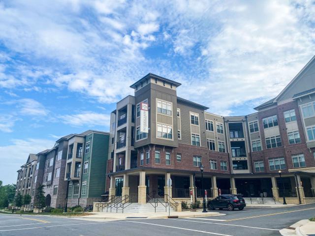 1 BR, 1 BA Apartment 5350 Pinehurst Park Drive Unit 1106, Charlotte, NC 28211