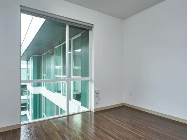 1 BR, 1 BA Apartment 5398 Russell Ave NW Unit 242, Seattle, WA 98107