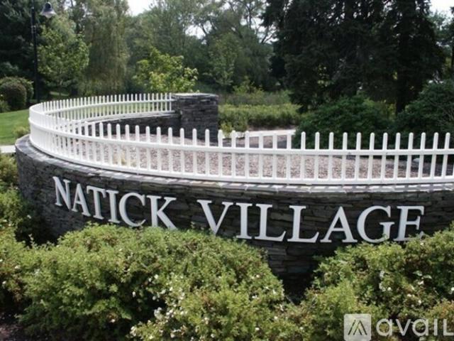 1 BR, 1 BA Apartment 53 Village Brook Ln, Unit 4, Natick, MA 01760