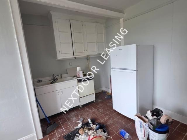 1 BR, 1 BA Apartment 5 Kelly Pkwy, Bayonne, NJ 07002