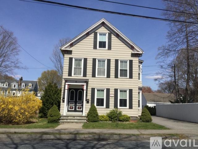 1 BR, 1 BA Apartment 5 West Street, Unit 2, Westborough, MA 01581