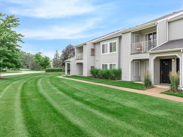 1 BR, 1 BA Apartment 643 Dorchester Drive #225 Unit 01 003, Rochester, MI 48307