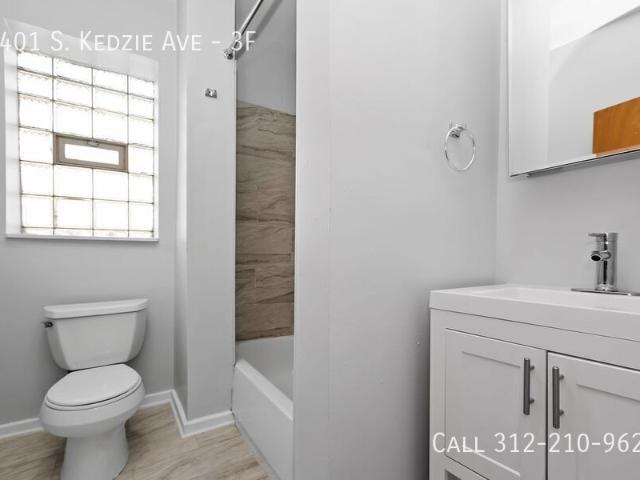 1 BR, 1 BA Apartment 6401 S. Kedzie Ave, Chicago, IL 60629