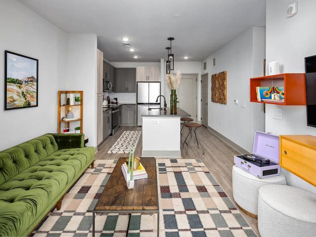 1 BR, 1 BA Apartment 640 21st Avenue North Unit 521, Nashville, TN 37206