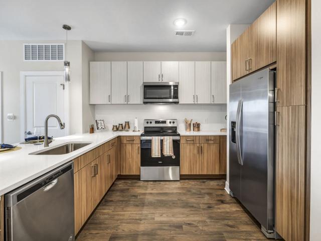 1 BR, 1 BA Apartment 641 Division Street Unit 0711, Nashville, TN 37203