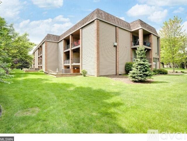 1 BR, 1 BA Apartment 6423 Colony Way, Unit 1H, Minneapolis, MN 55435