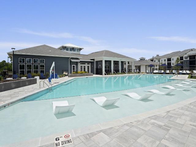 1 BR, 1 BA Apartment 6502 East Sligh Avenue Unit 222, Tampa, FL 33634