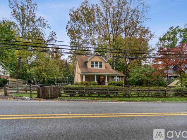 1 BR, 1 BA Apartment 6505 Persimmon Tree Rd, Unit RENTAL ROOM IN HOUSE, Cabin John, MD 20818