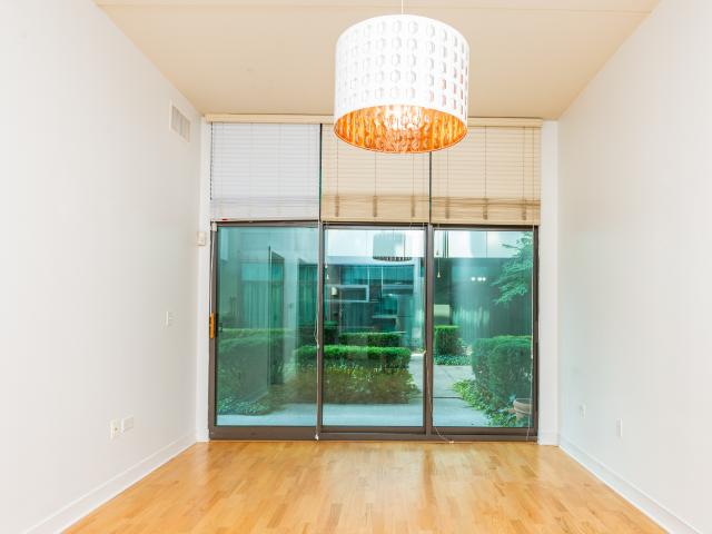 1 BR, 1 BA Apartment 650 West Wayman Street, Chicago, IL 60661