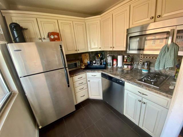 1 BR, 1 BA Apartment 6515 Blvd E, West New York, NJ 07093
