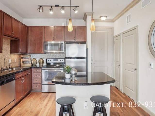 1 BR, 1 BA Apartment 6524 San Felipe St, Houston, TX 77057
