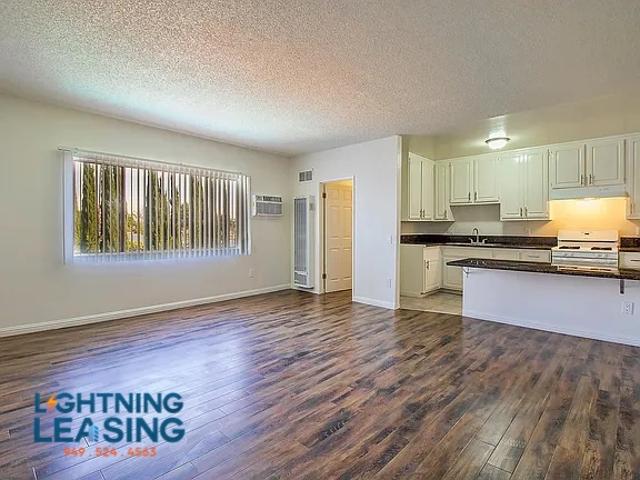 1 BR, 1 BA Apartment 6546 5/2 Sepulveda Blvd, Van Nuys, CA 91411