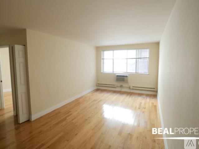 1 BR, 1 BA Apartment 660 W Wrightwood Ave, Unit 206, Chicago, IL 60614
