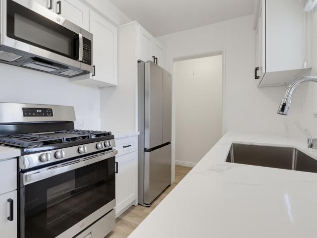 1 BR, 1 BA Apartment 6633 Crenshaw Blvd, Los Angeles, CA 90043